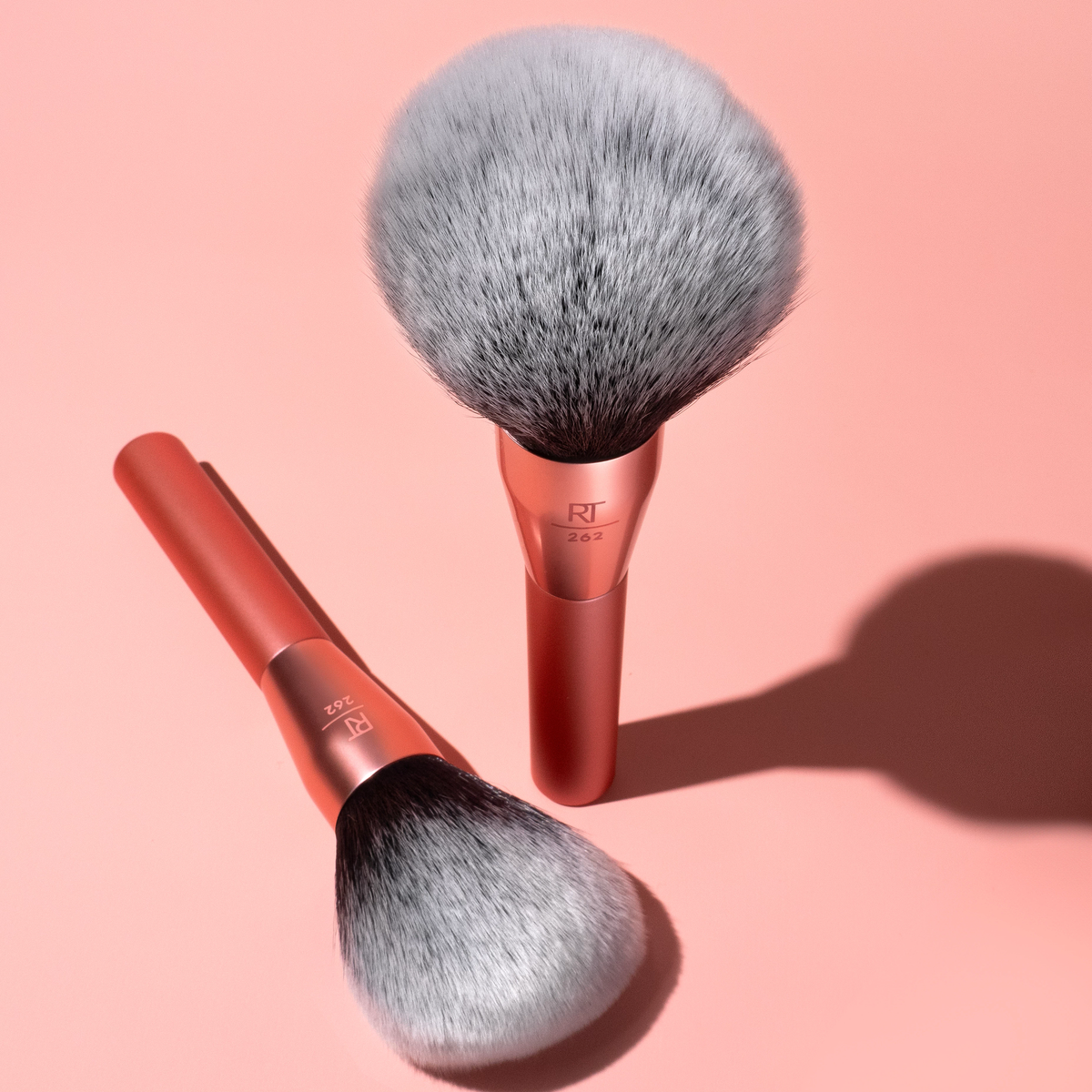 Real Techniques Extra Big Powder Brush, Large Makeup Brush For Powder ...